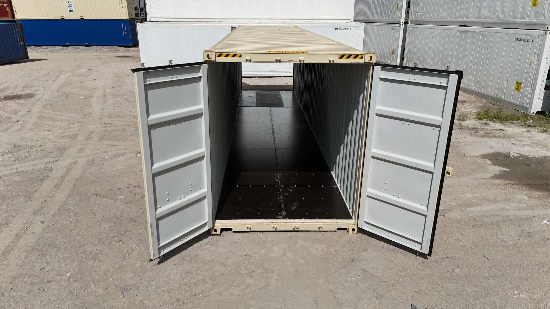 40'HC Double Door Dry Container - RAVA Group Container Services